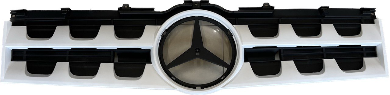 Решетка радиатора с белой накладкой MB AROCS 9607500418, CMB675001 по ...